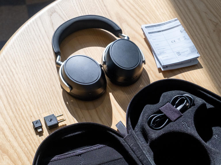 Sennheiser HDB 630 Review: Sub-$1,000 Audiophile Bluetooth Headphones Worth It?