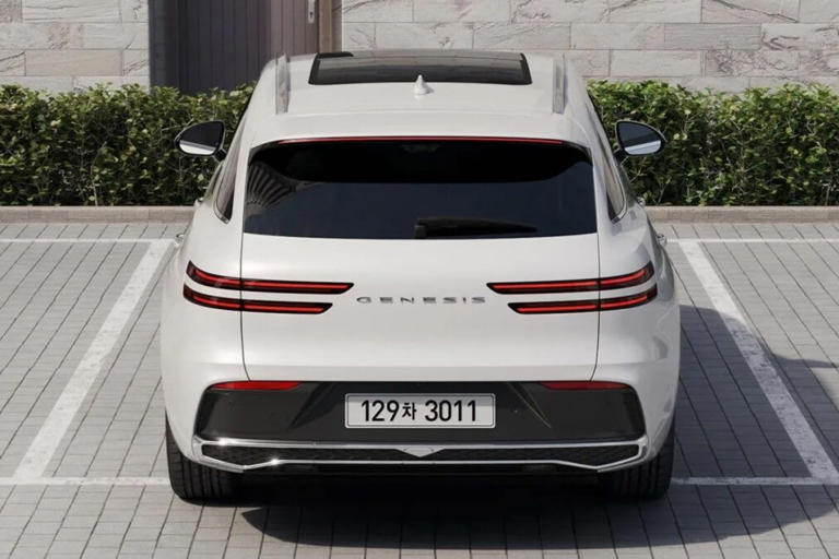 The 2026 Genesis GV70 Just Went Full Luxury—and the Changes Are Bigger ...