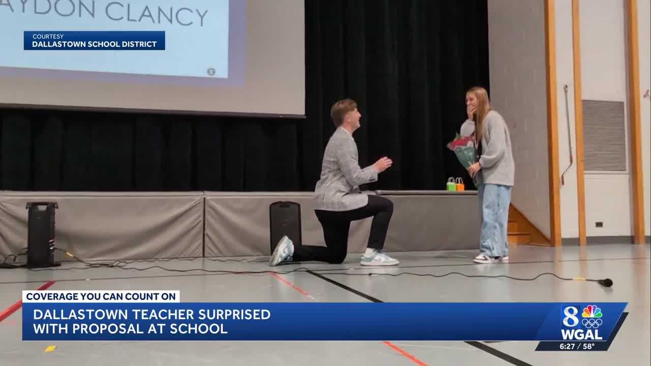 Ore Valley Elementary School teacher gets surprise engagement at school ...