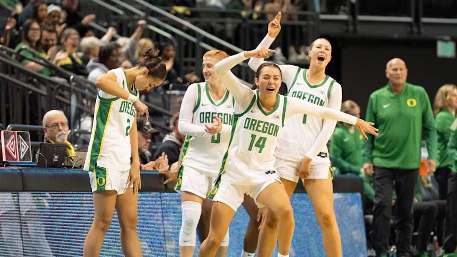 Oregon Women's Basketball Reveals Third New Uniforms