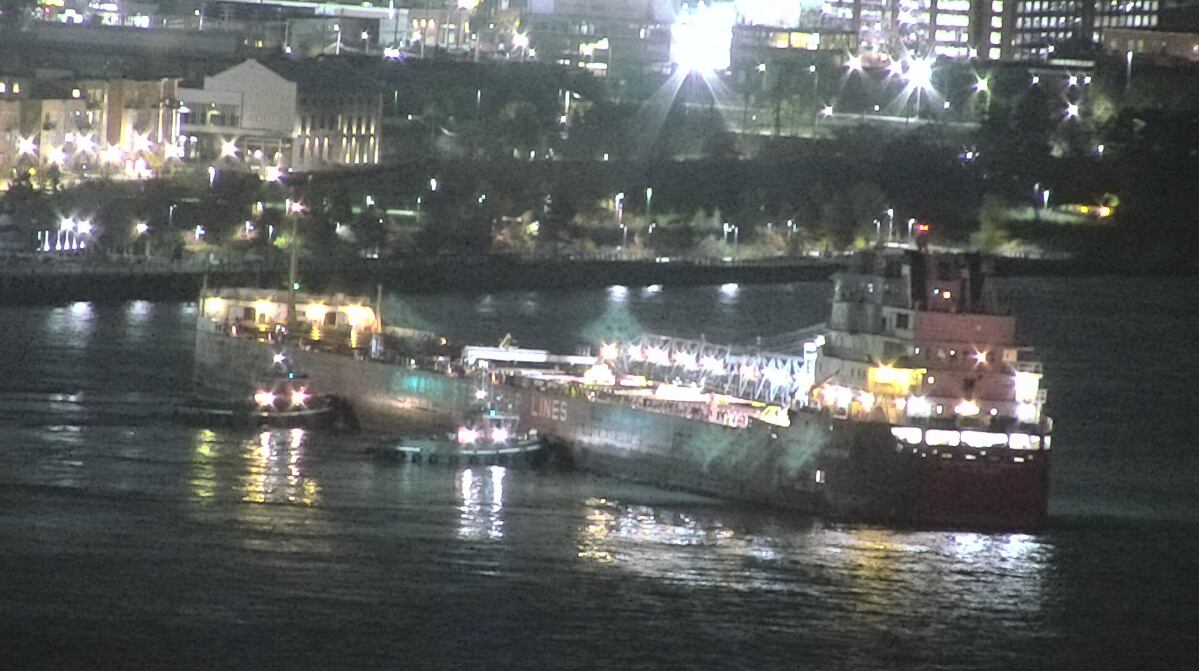 Freighter that ran aground in Detroit River freed Saturday ...