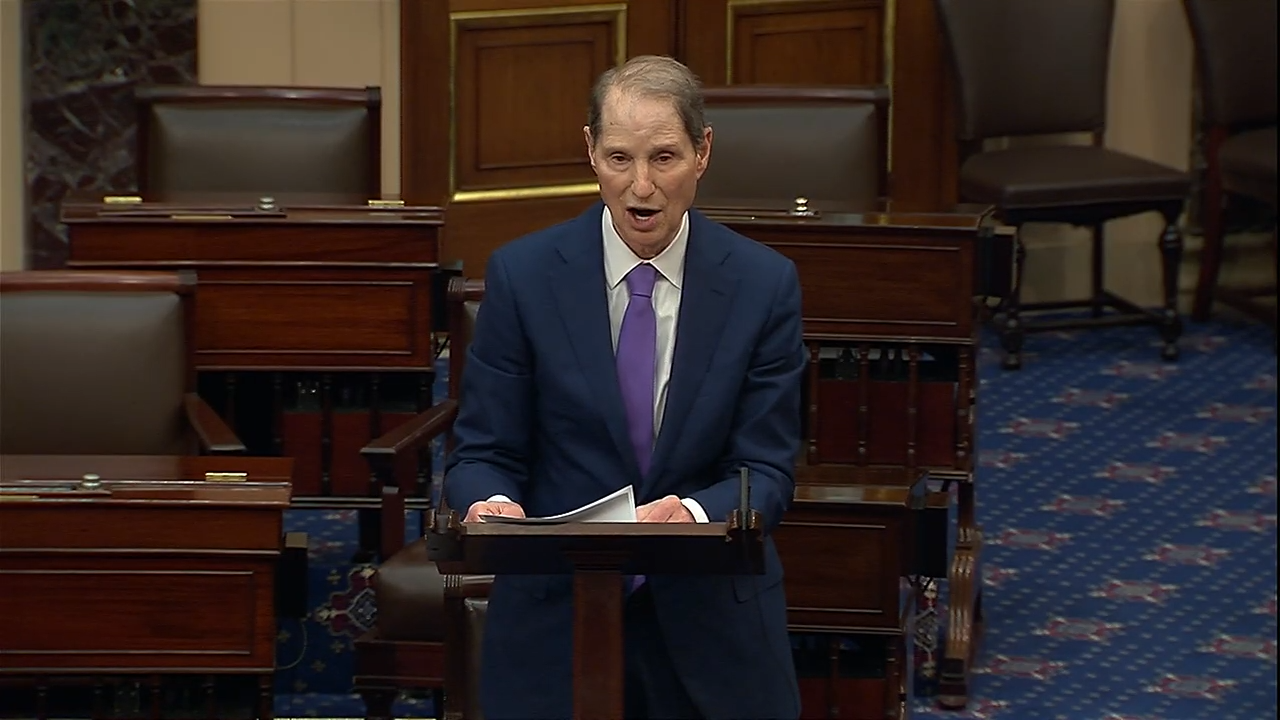 'Do The Right Thing': Ron Wyden Puts His Foot Down, Calls On GOP ...