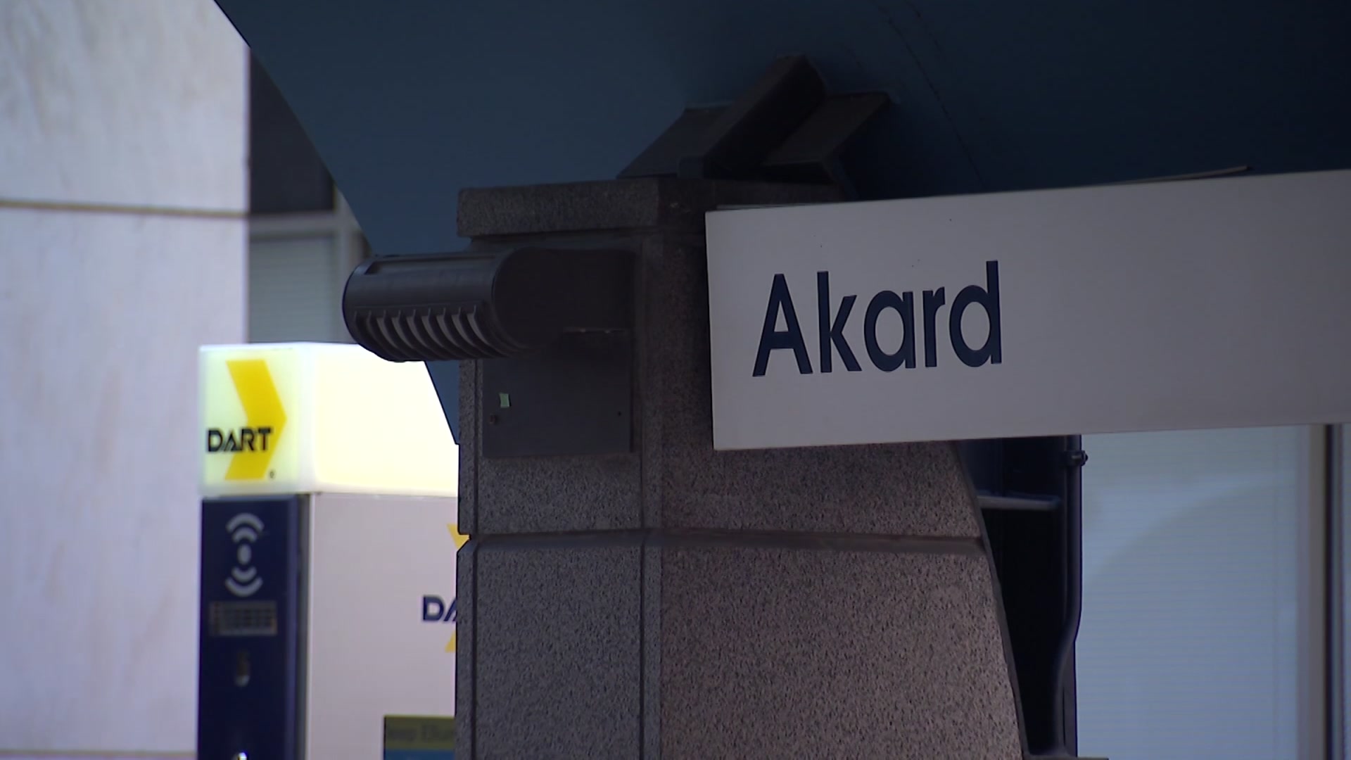 DART police search for suspect after downtown Dallas train shooting