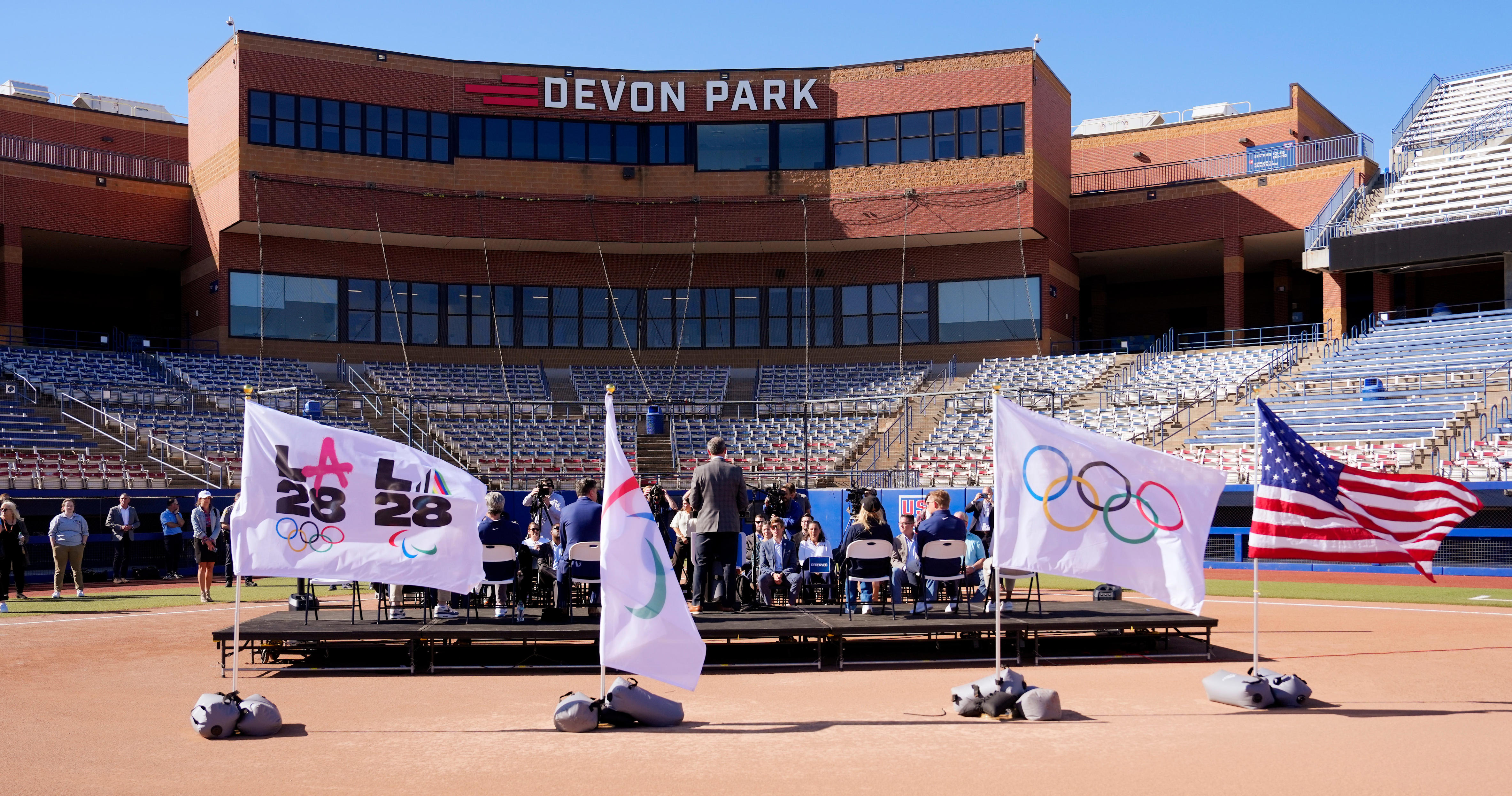 Volunteer signups open for 2028 Summer Olympics, including softball ...