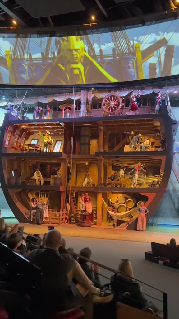 Inside Puy du Fou’s Mind-Blowing 360° Rotating Theatre