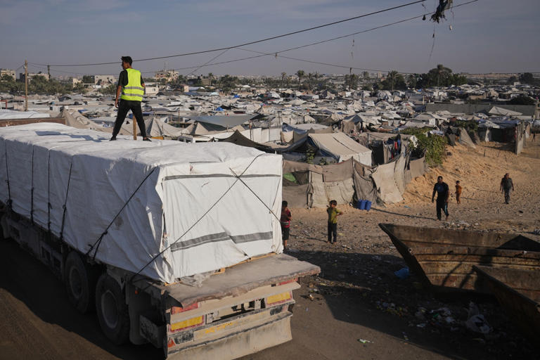 U.S. steps up Gaza aid role to support fragile ceasefire