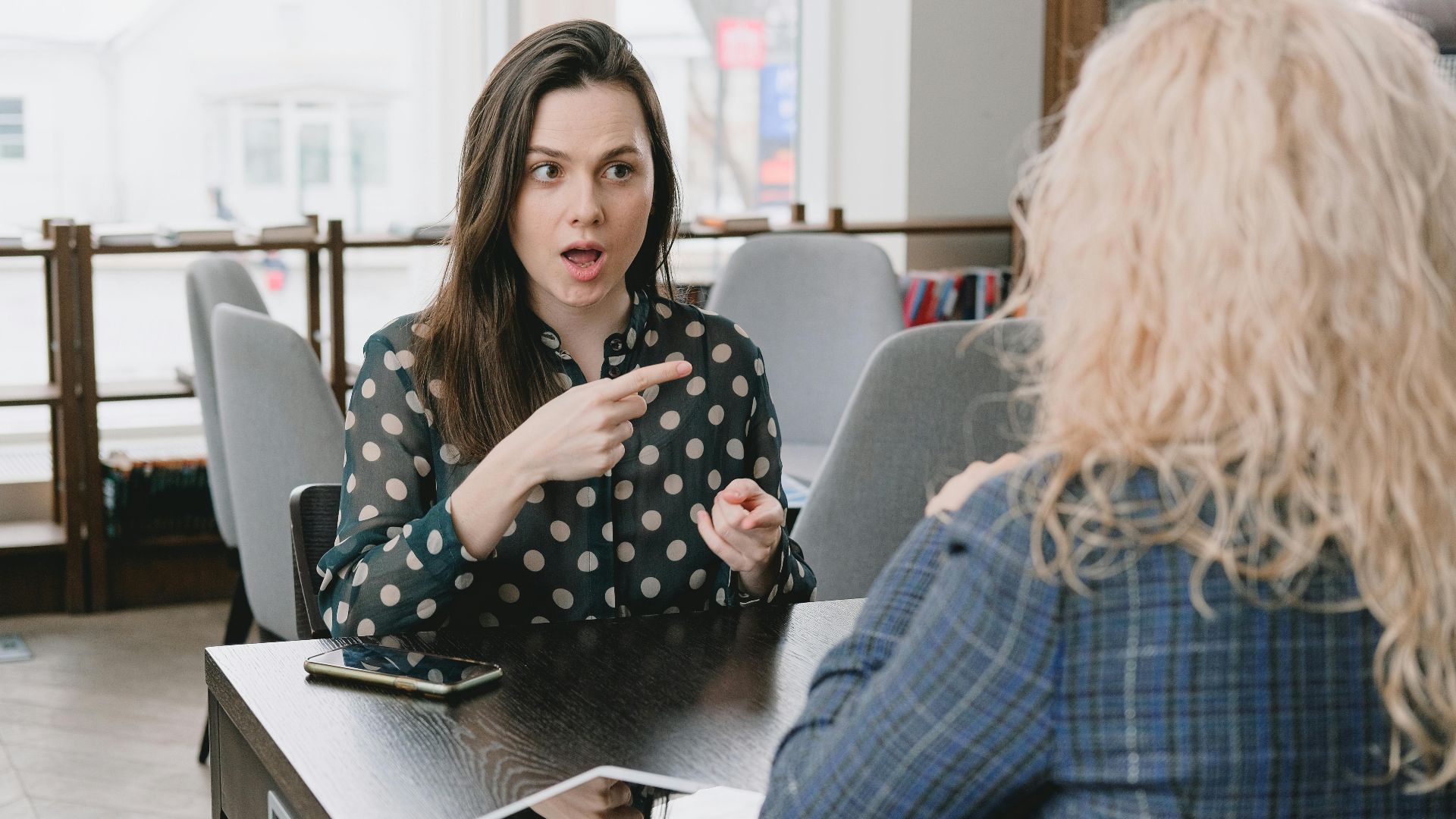 The Best Way To Become A Better Conversationalist