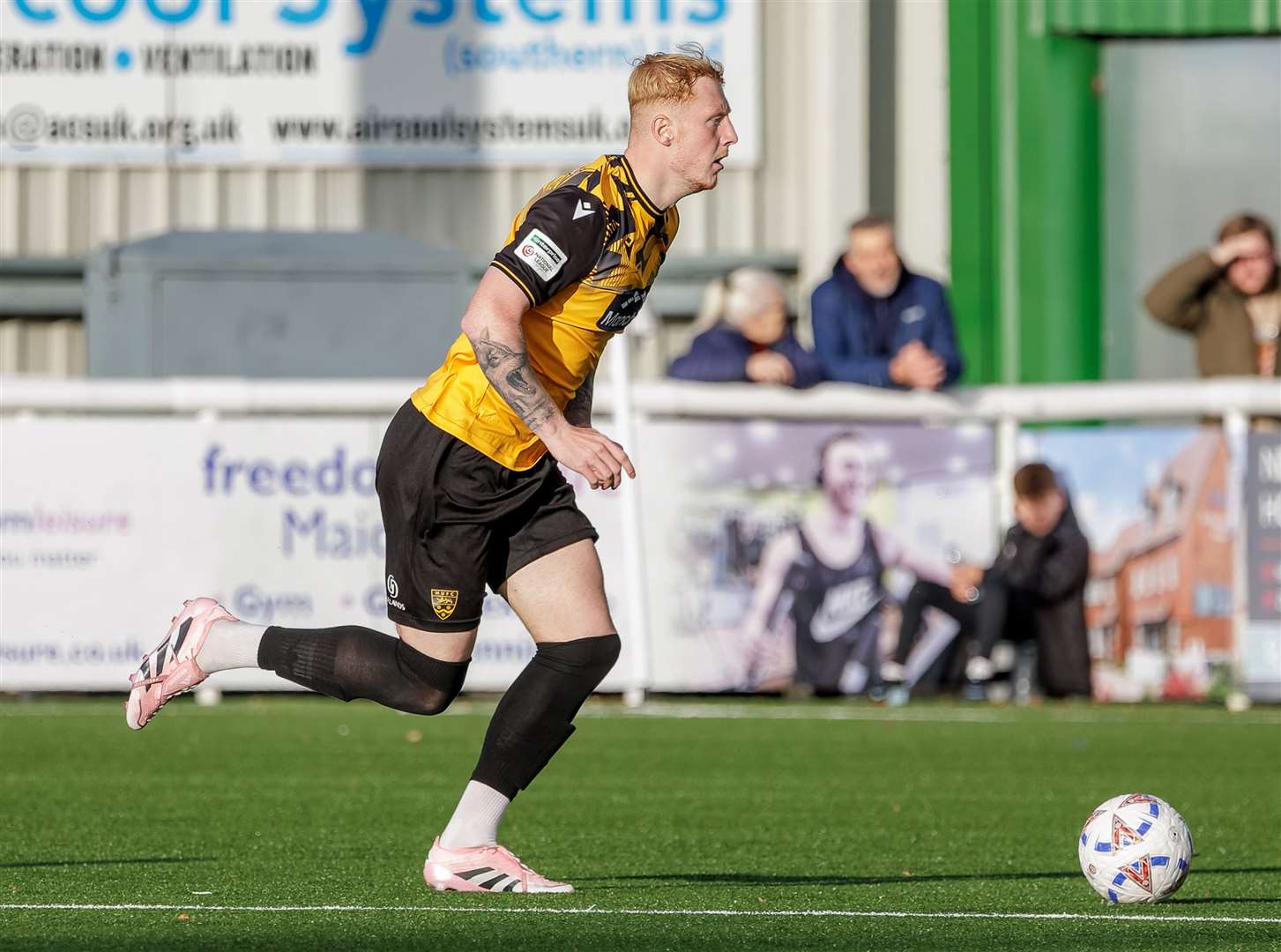 Maidstone United sign ex-Arsenal youngster Taylor Foran on 18-month ...