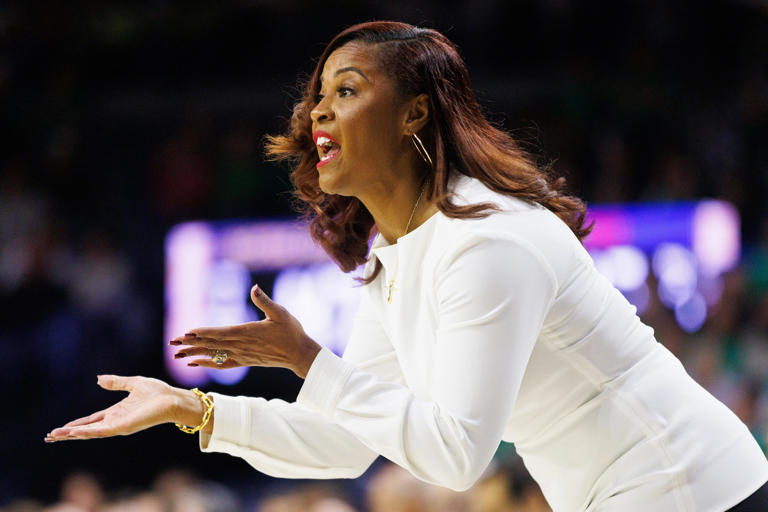Niele Ivey assembles best Notre Dame women's basketball recruiting ...