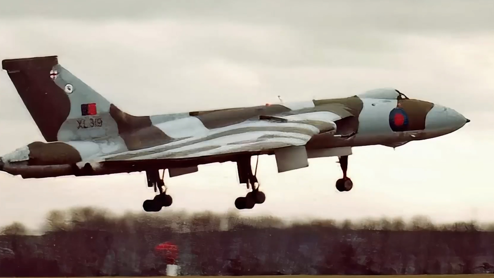 24 Feet, 10,000 Pounds, 1 Atomic Dream: Britain’s Race to Build the Vulcan