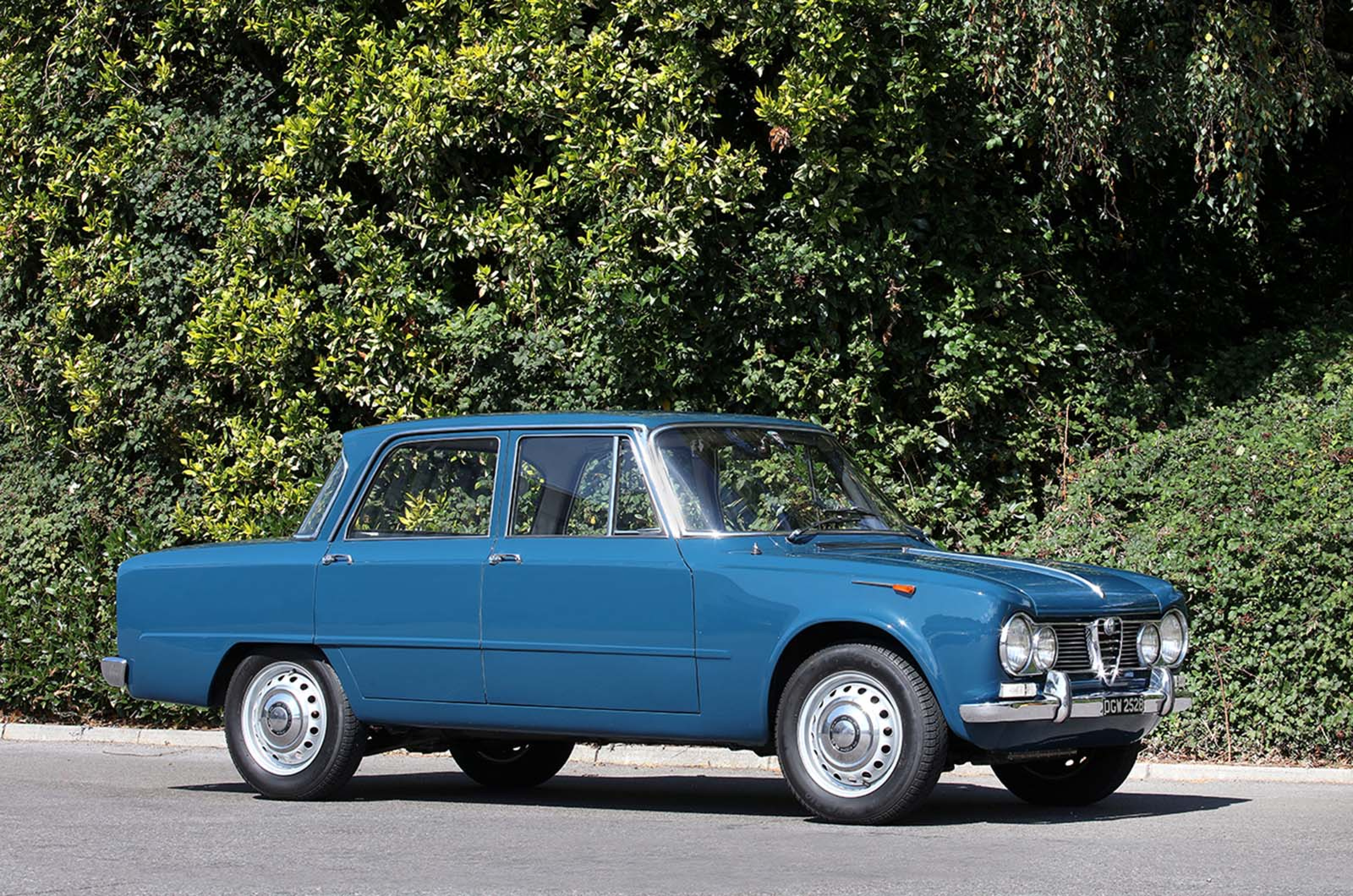 10 super-aerodynamic classic cars