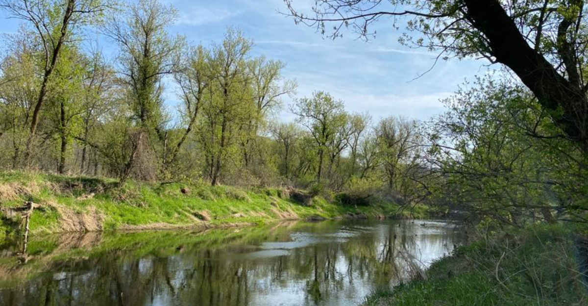 There are 8 Wisconsin and Minnesota Driftless-Area Towns Where Families ...