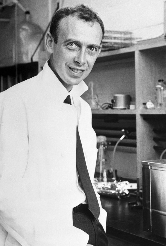 James Watson, Who Helped Discover DNA’s Double Helix Structure, Dies at 97