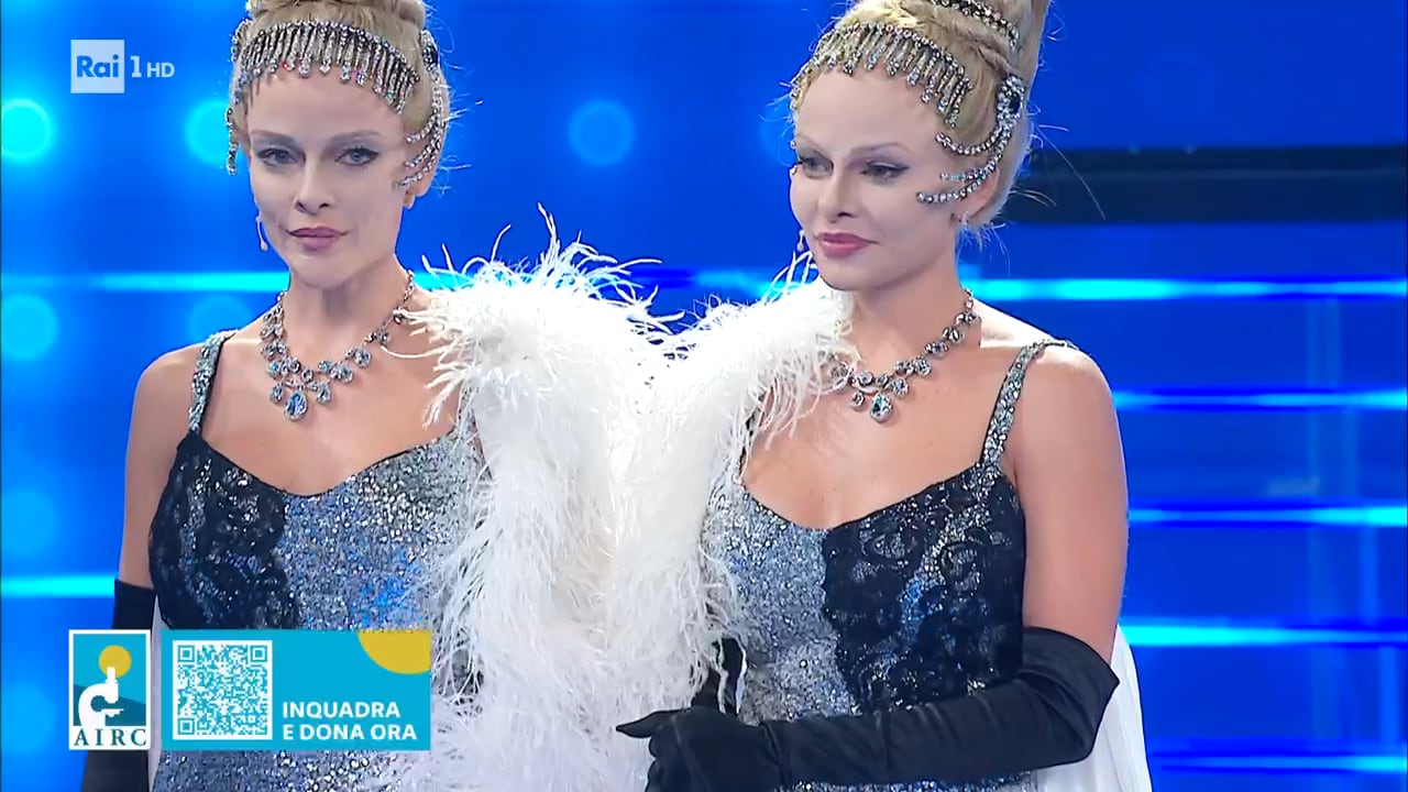 Il giudizio sull'esibizione di Le Donatella - La notte è piccola - Tale ...