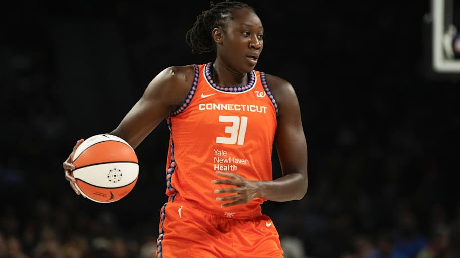 Connecticut Sun Veteran Star Stranded In Jamaica