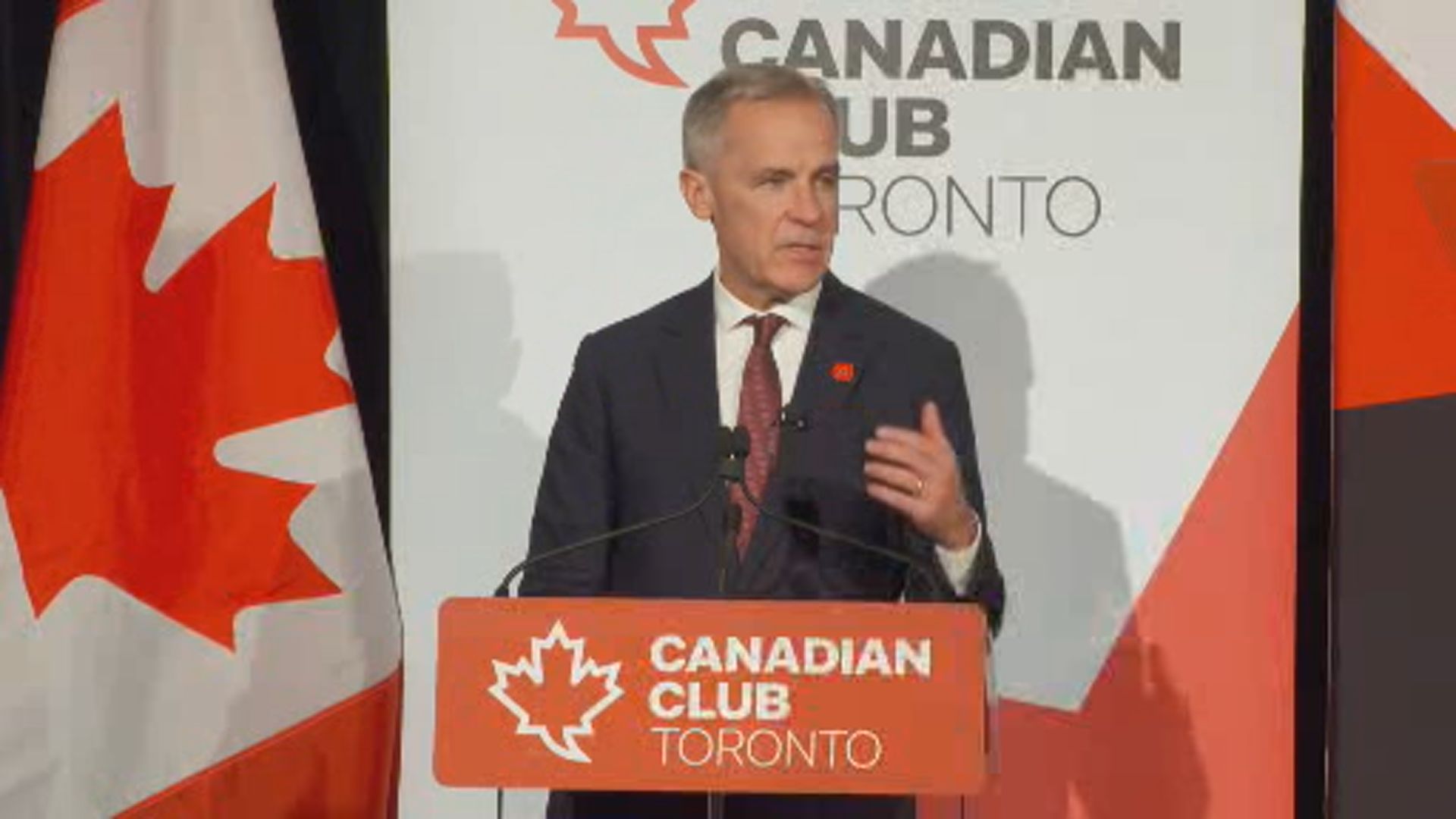 Stranger Things' Sadie Sink displays toned abs in bejeweled bralette at ...