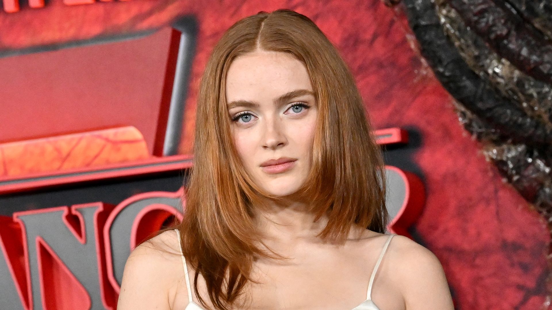 Stranger Things' Sadie Sink displays toned abs in bejeweled bralette at ...