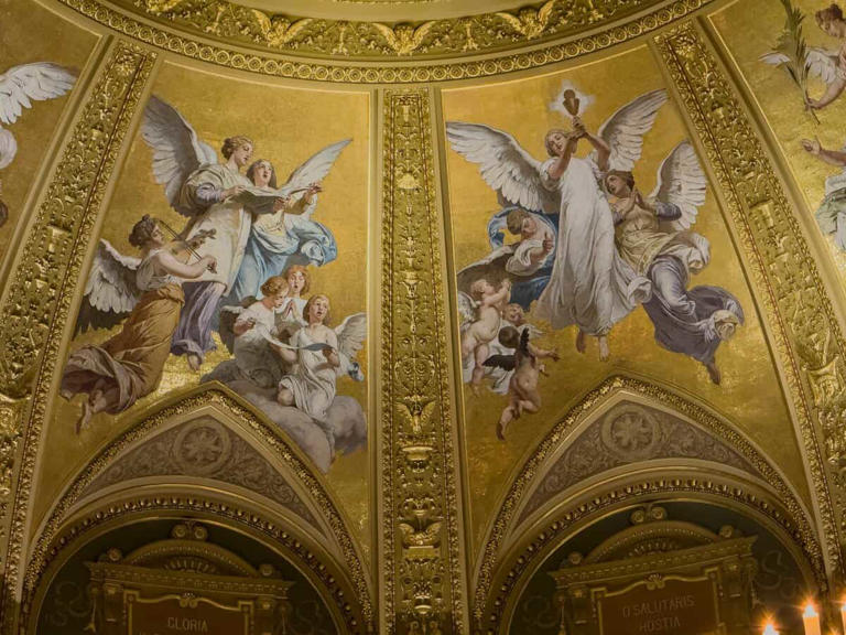The Secret Stories Halos Are Telling in Religious Paintings