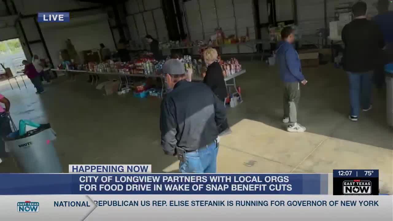 Longview community turns out for one-day food drive to address SNAP freeze