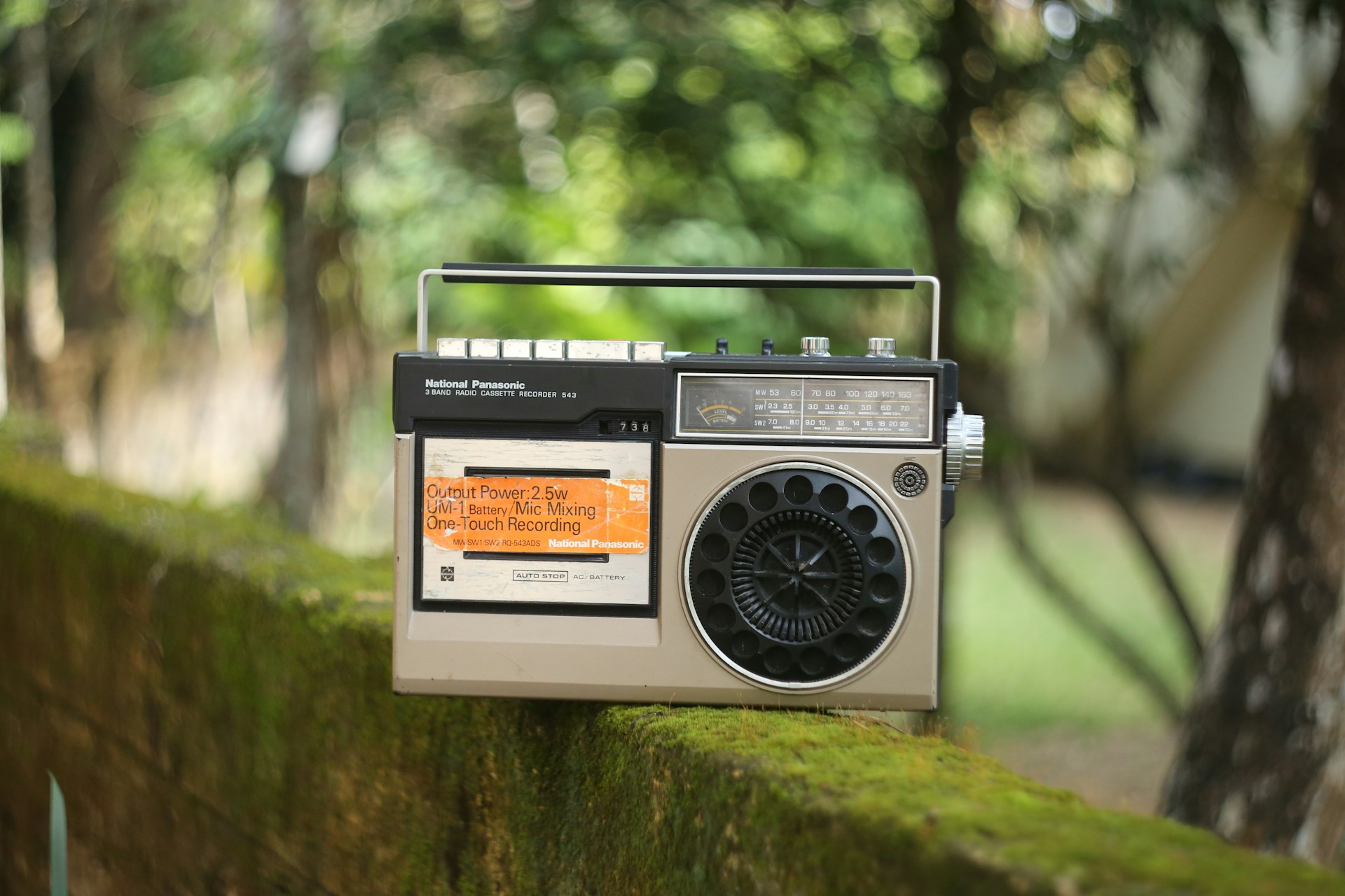 19 Most Legendary Radio Broadcasts