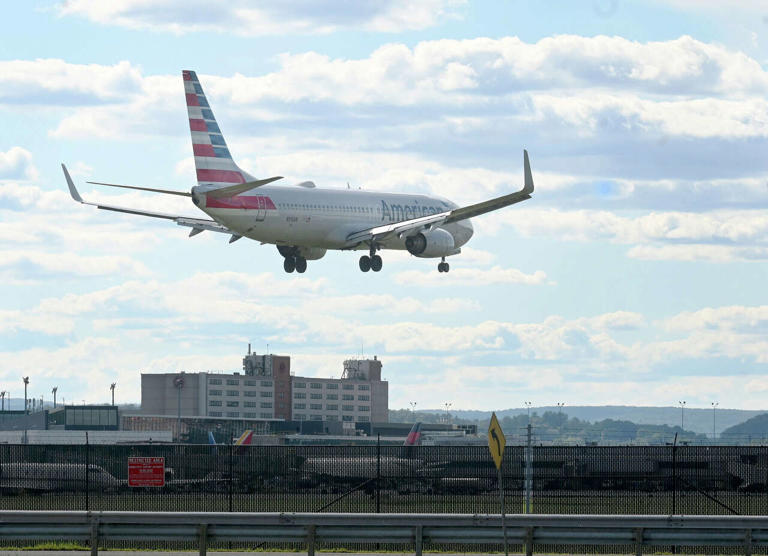 Flights canceled, delayed across U.S.: Here's what to know for CT ...