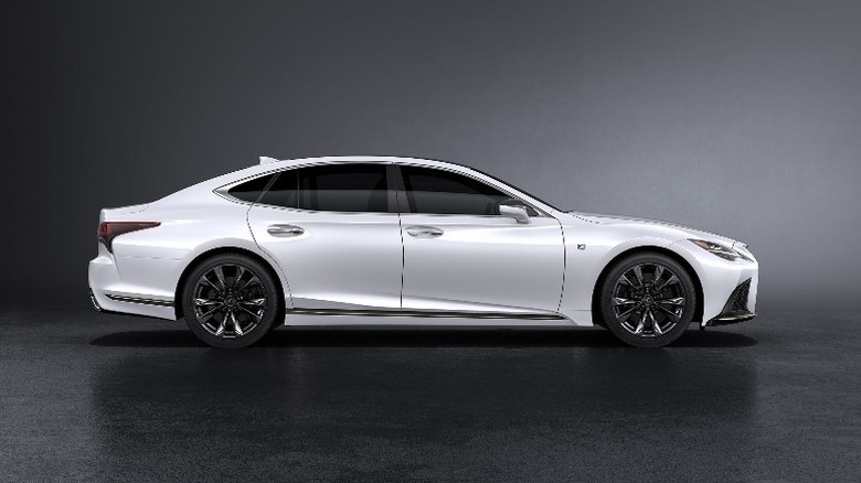 10 Things You Should Know Before Buying A Lexus LS (New Or Used)
