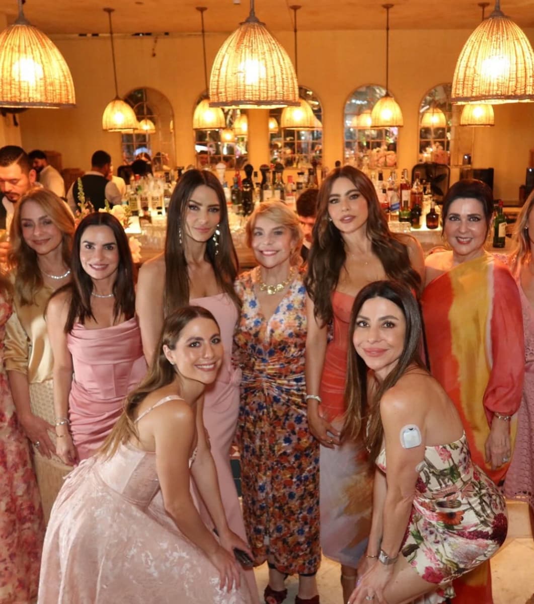 Sofia Vergara celebrates success with her younger sister Sandra Vergara ...