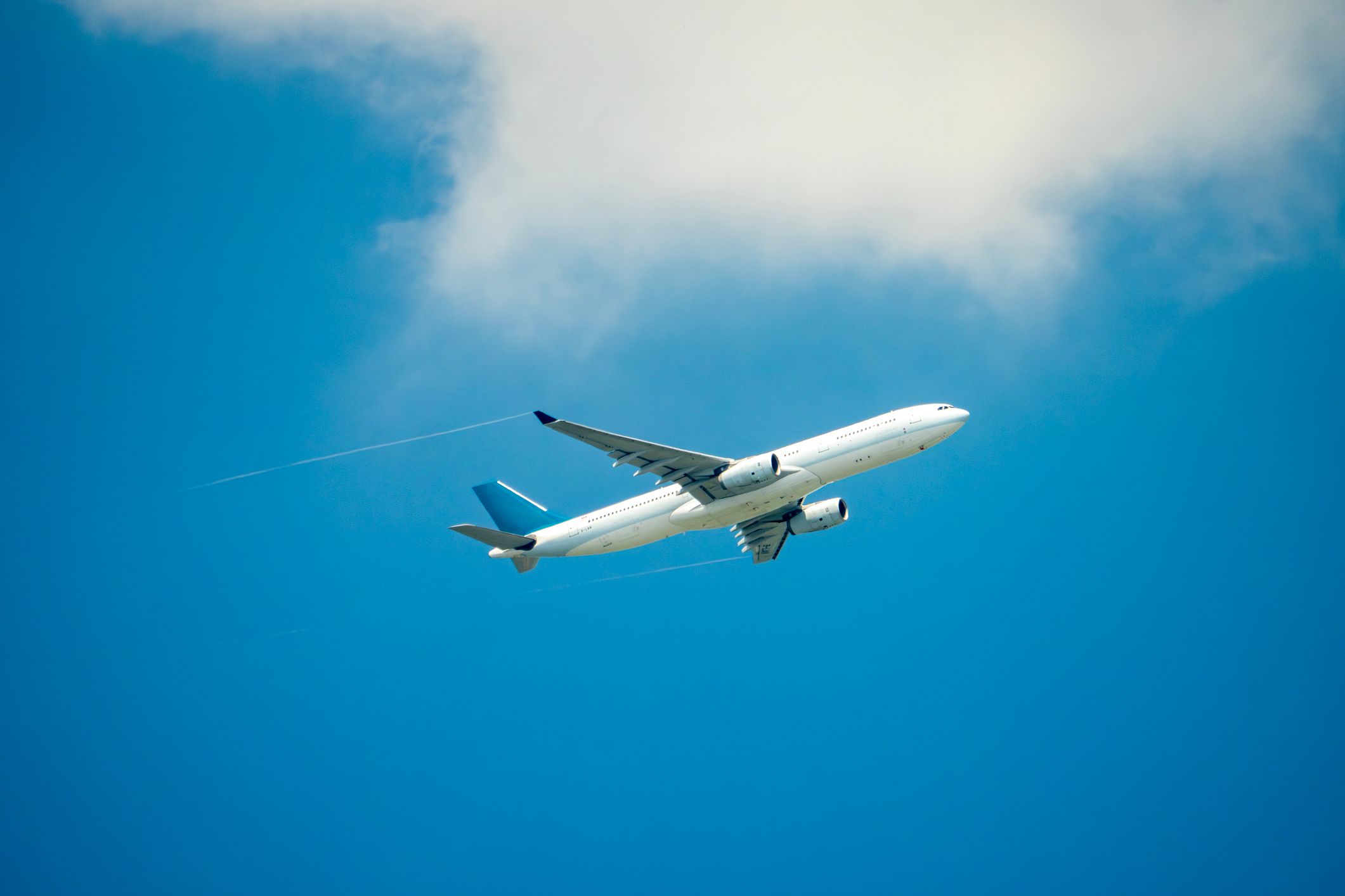 7 Business-Class Seats That Are Actually Worth the Price