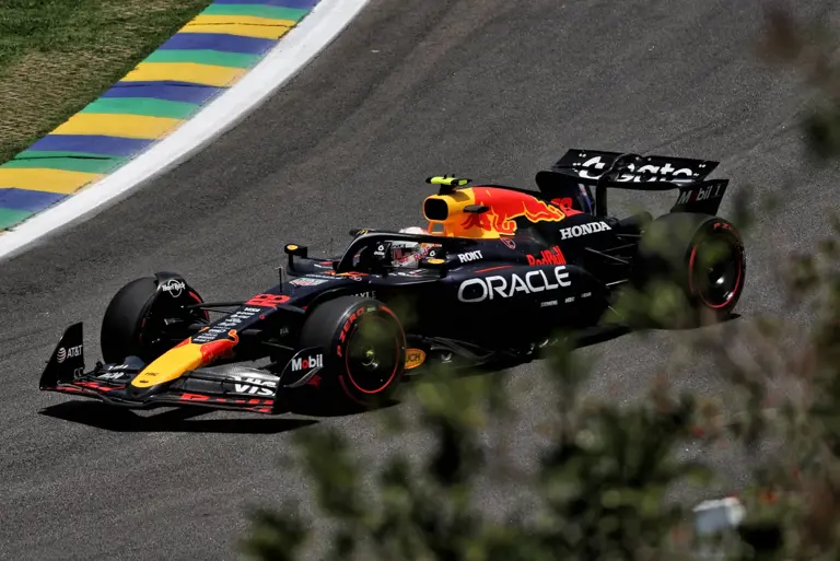 Tsunoda baffled by "mysterious" early Sprint Qualifying exit