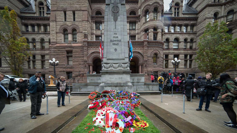 Here's what's open and closed in Toronto for Remembrance Day 2025