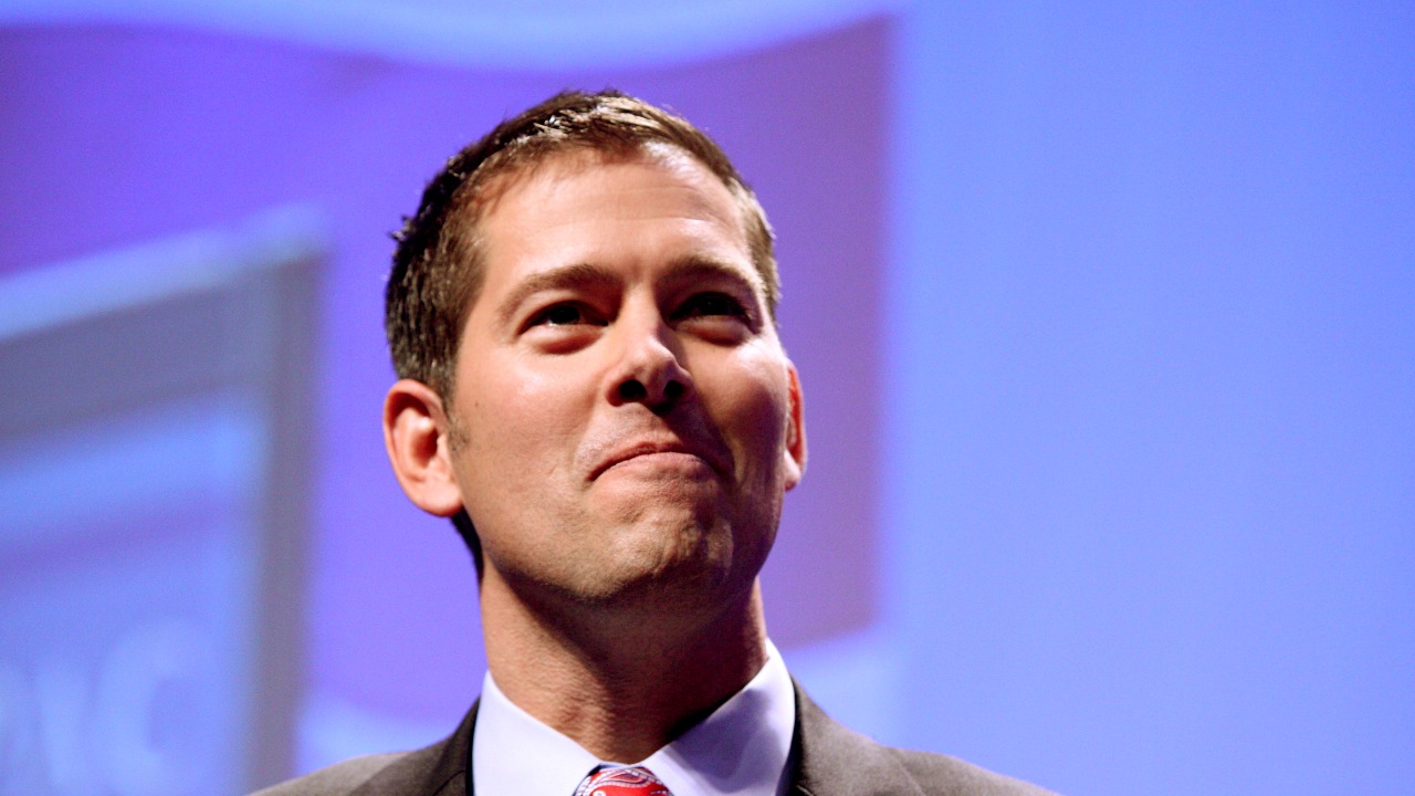 NASA chief cuts commercial flights before Thanksgiving