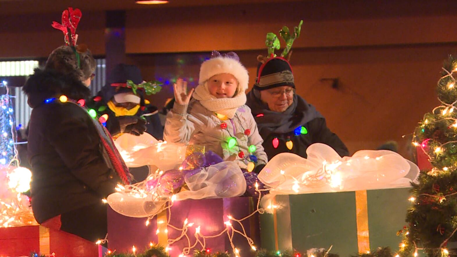 Fargo Holiday Lights Parade set for Dec. 6