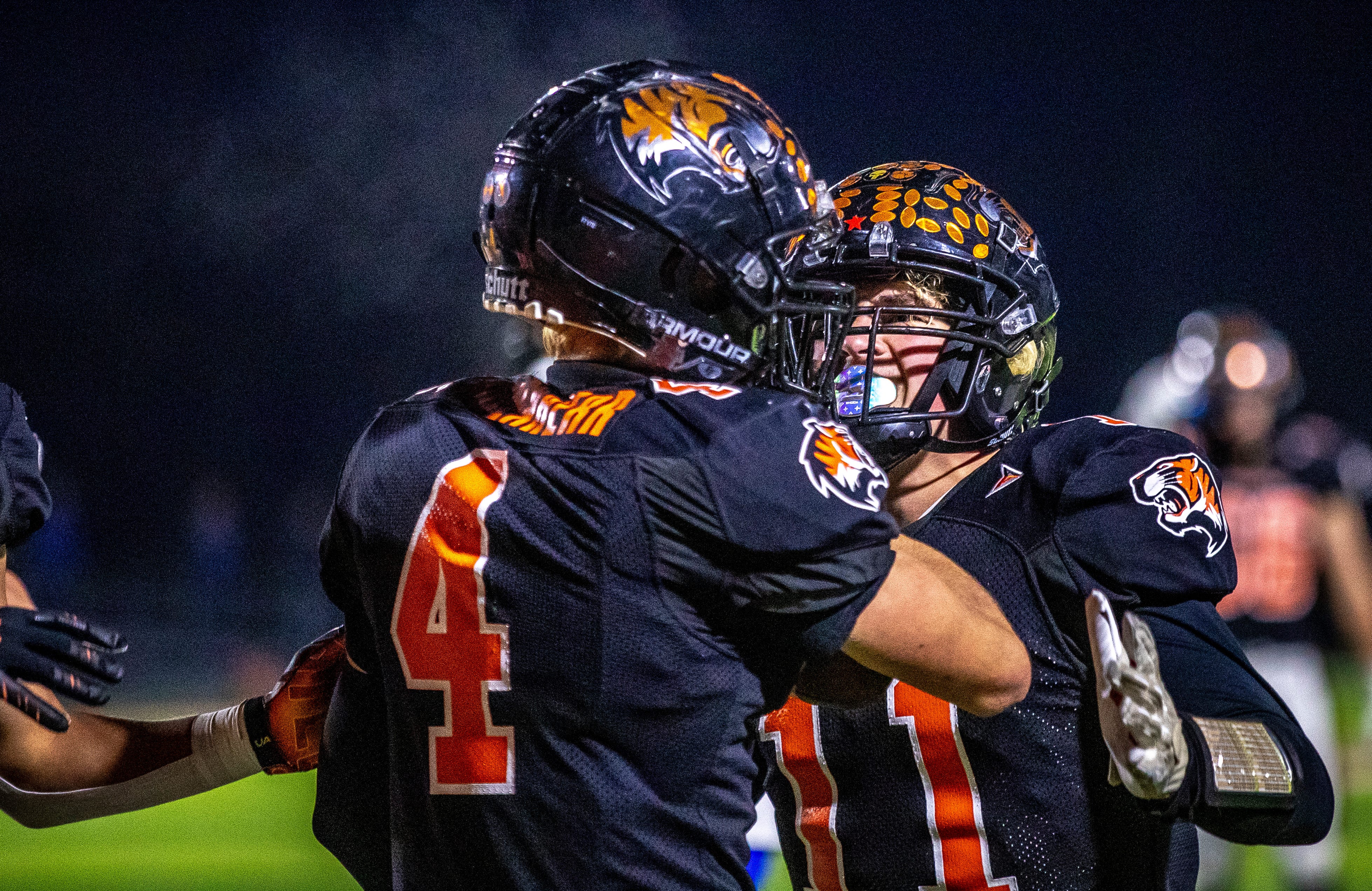 WIAA Level 3 playoff football scores for Central Wisconsin teams