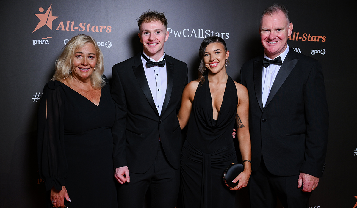PwC All Stars gather at Dublin’s RDS for glitzy awards ceremony ...