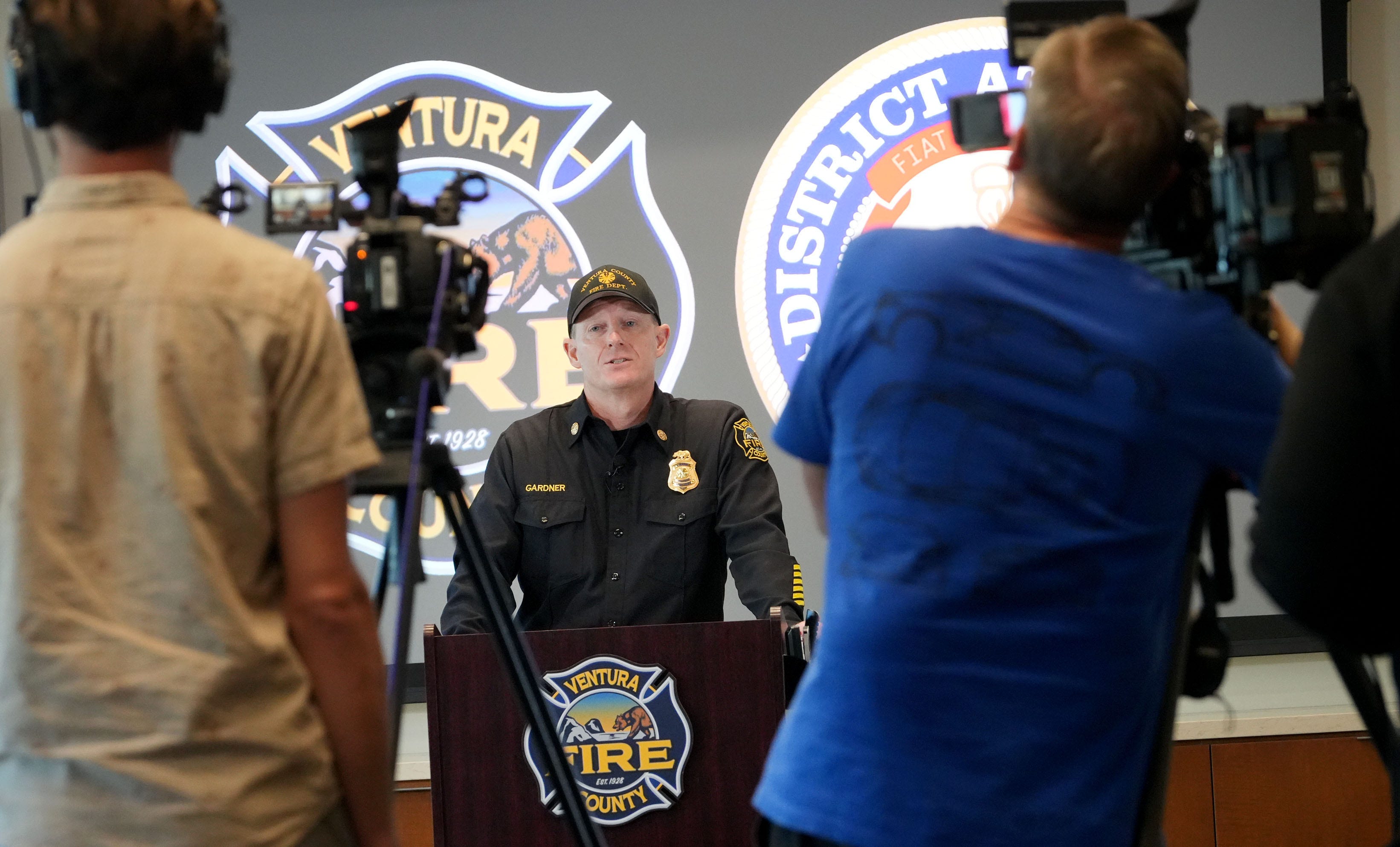 How the devastating Mountain Fire started and how it spread, according ...