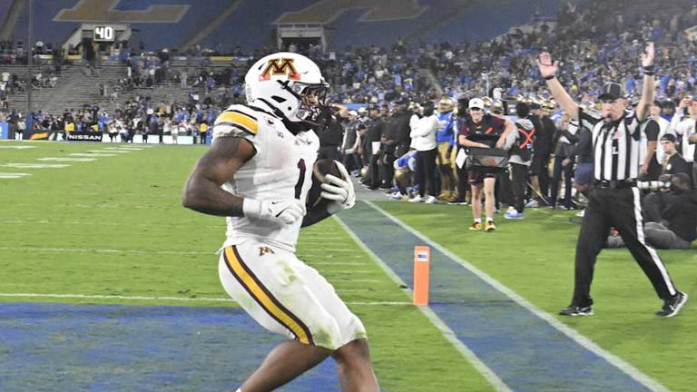 How much has Darius Taylor's health impacted Gopher football's offense?