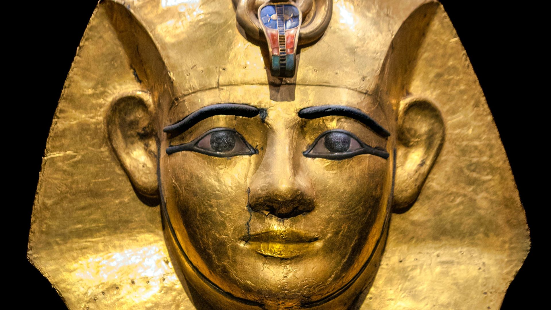 Thieves Stole And Melted Down A 3,000-Year-Old Bracelet Belonging To Pharaoh Amenemope