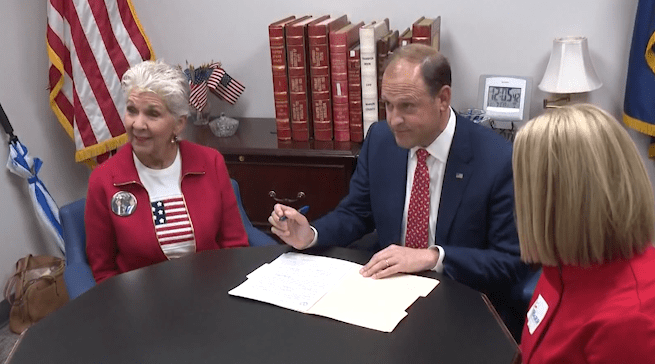 Andy Barr officially files to run for US Senate in Kentucky