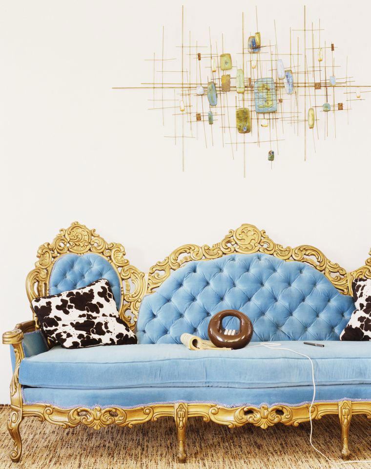 7 "Tacky" Decor Trends Designers Are Leaving Behind in 2026