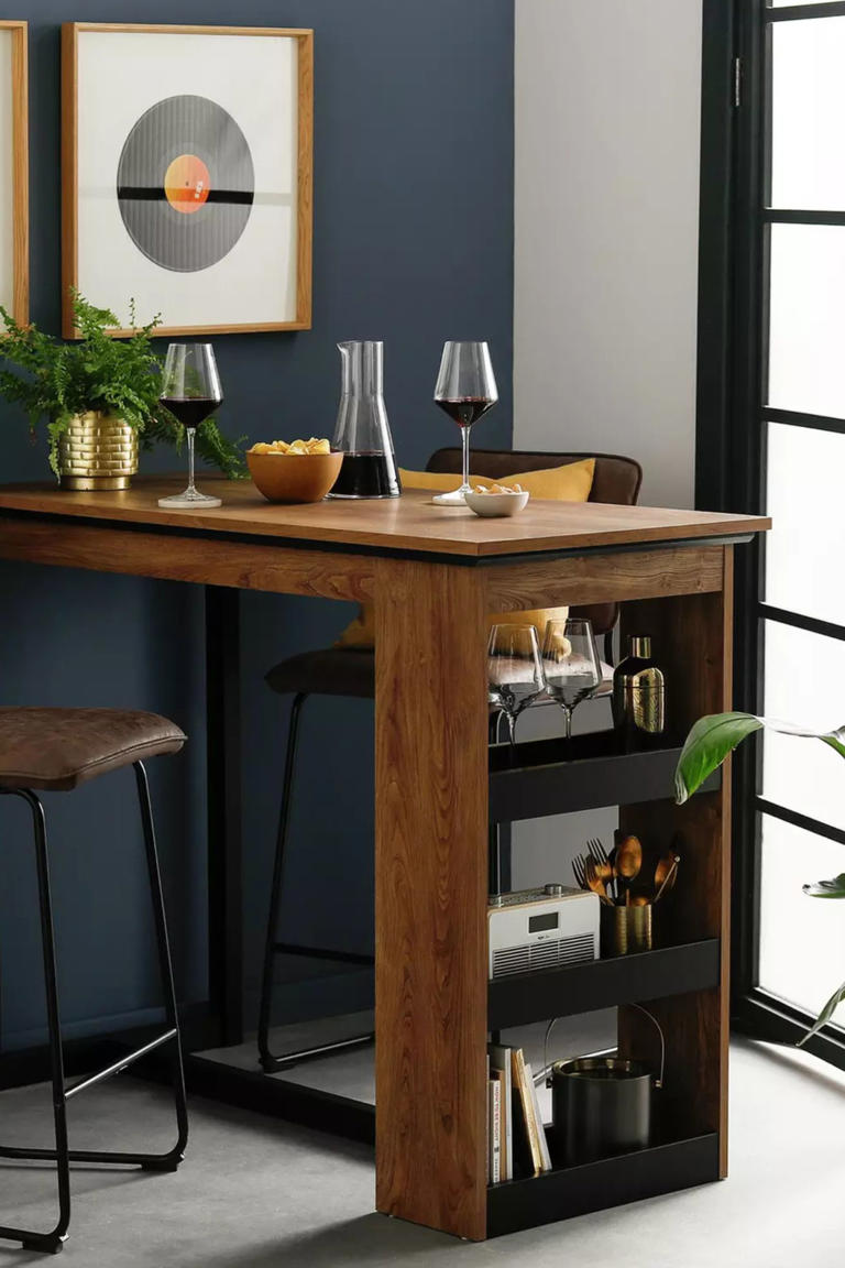 Okay, That's Clever — Pull This 'Transforming' Console Table Out From ...
