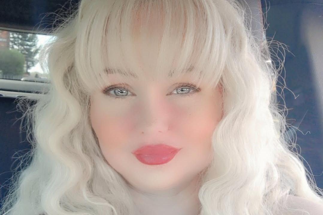 The newly crowned Ms Wigan Galaxy, Emma Walker, is taking part in a ...