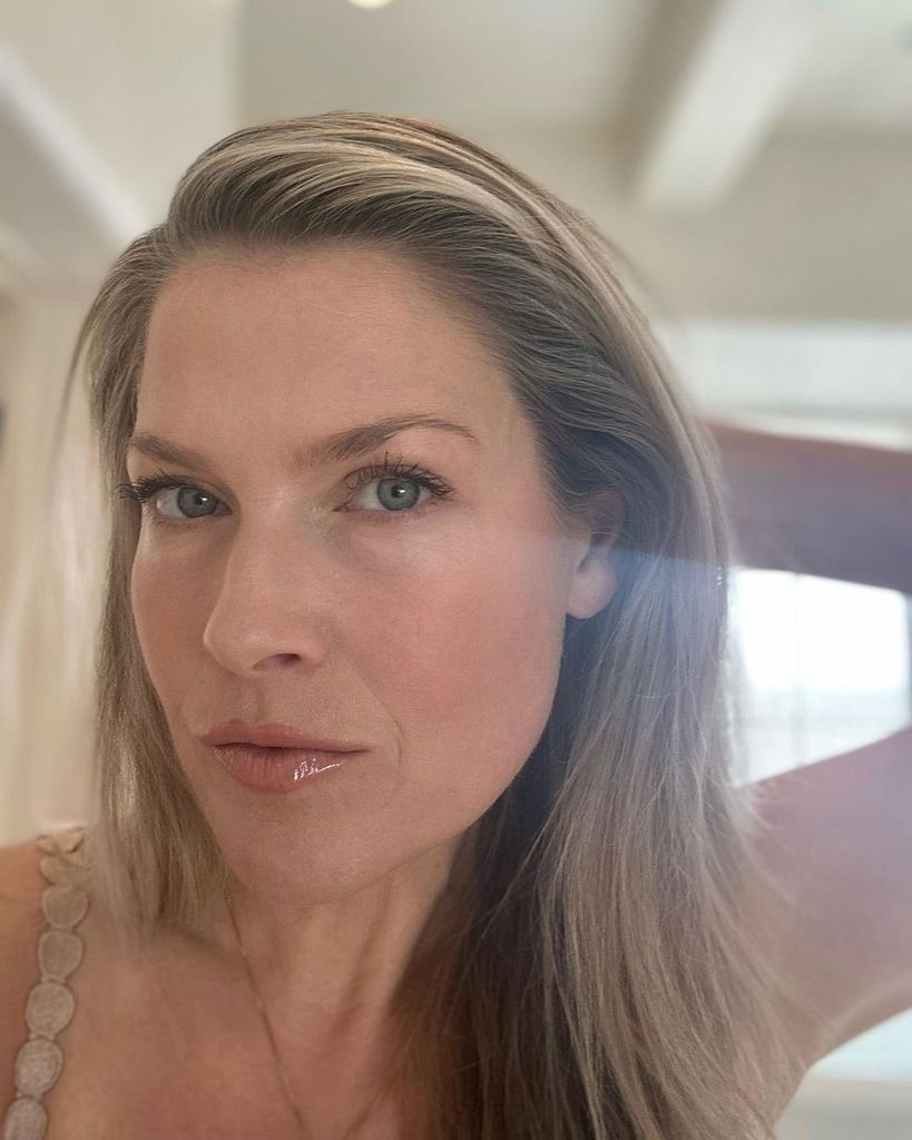 Landman star Ali Larter, 49, uses the same glow-giving moisturizer as ...