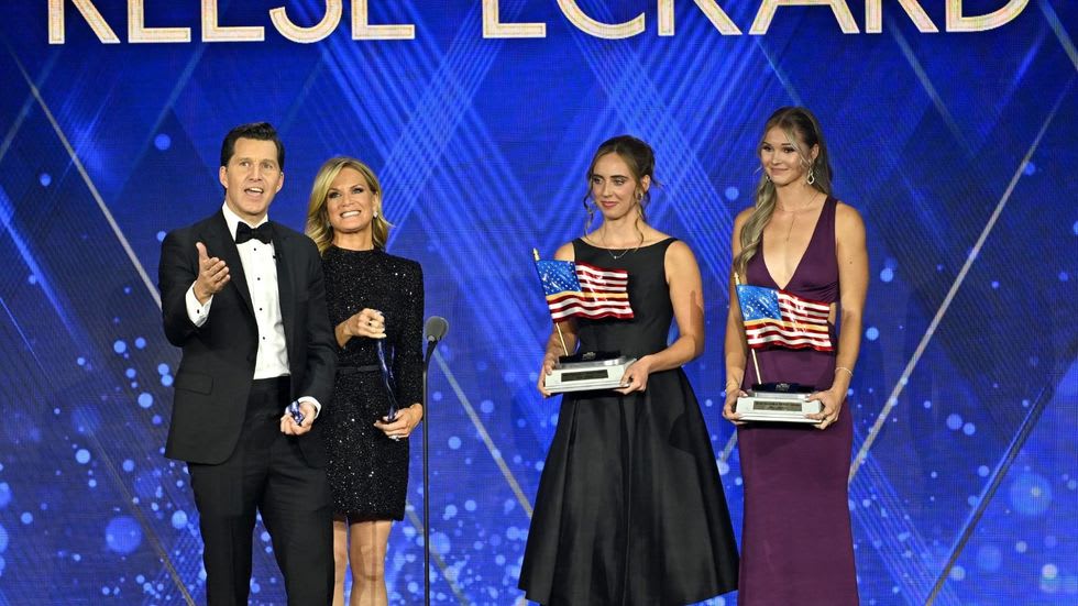 American high school students receive award after protesting about ...