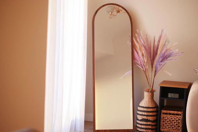 7 "Tacky" Decor Trends Designers Are Leaving Behind in 2026