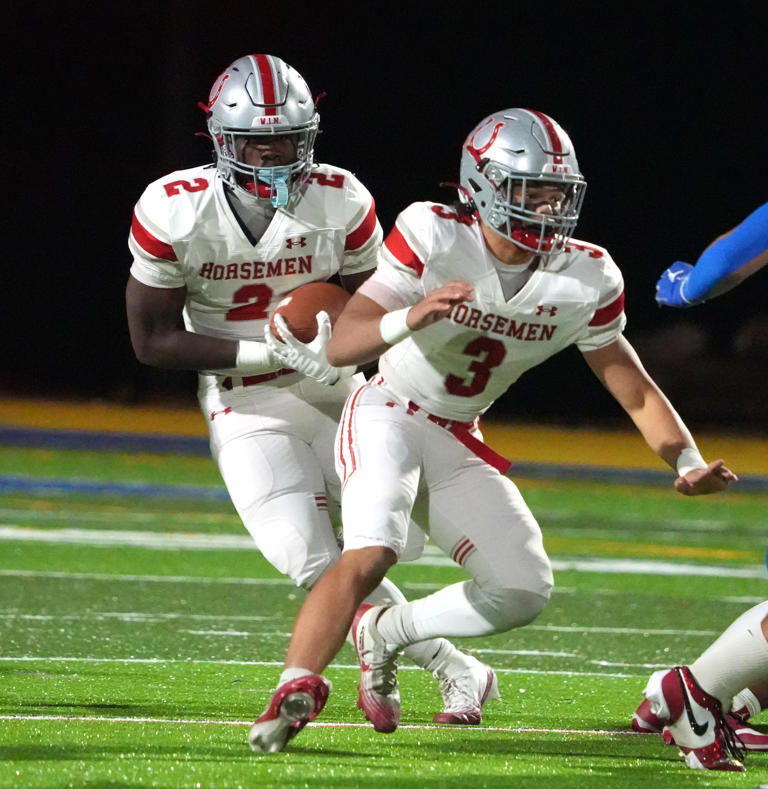 Sleepy Hollow advances to B sectional final behind Richardson's four ...