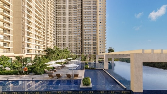 Luxury living gets hotel-style upgrade: Real estate developers now ...