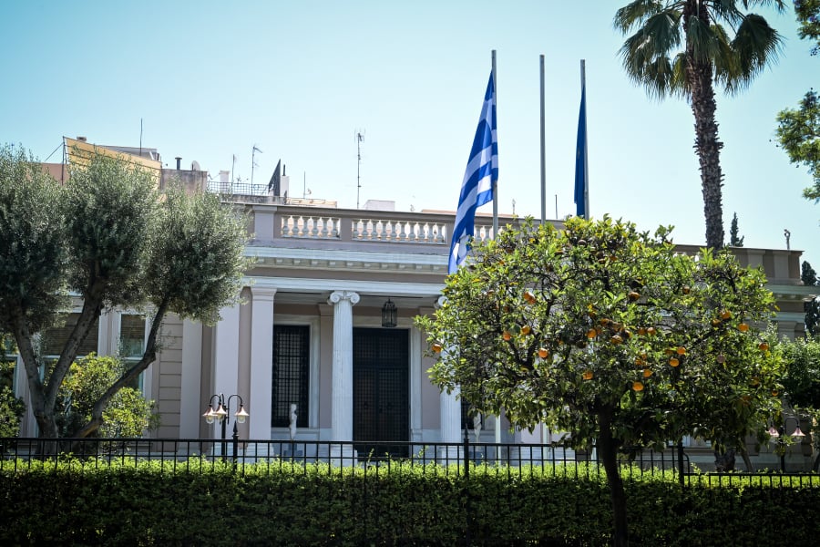 Το σταυρόλεξο του ανασχηματισμού - Οι «γόρδιοι δεσμοί» με το Μαξίμου ...