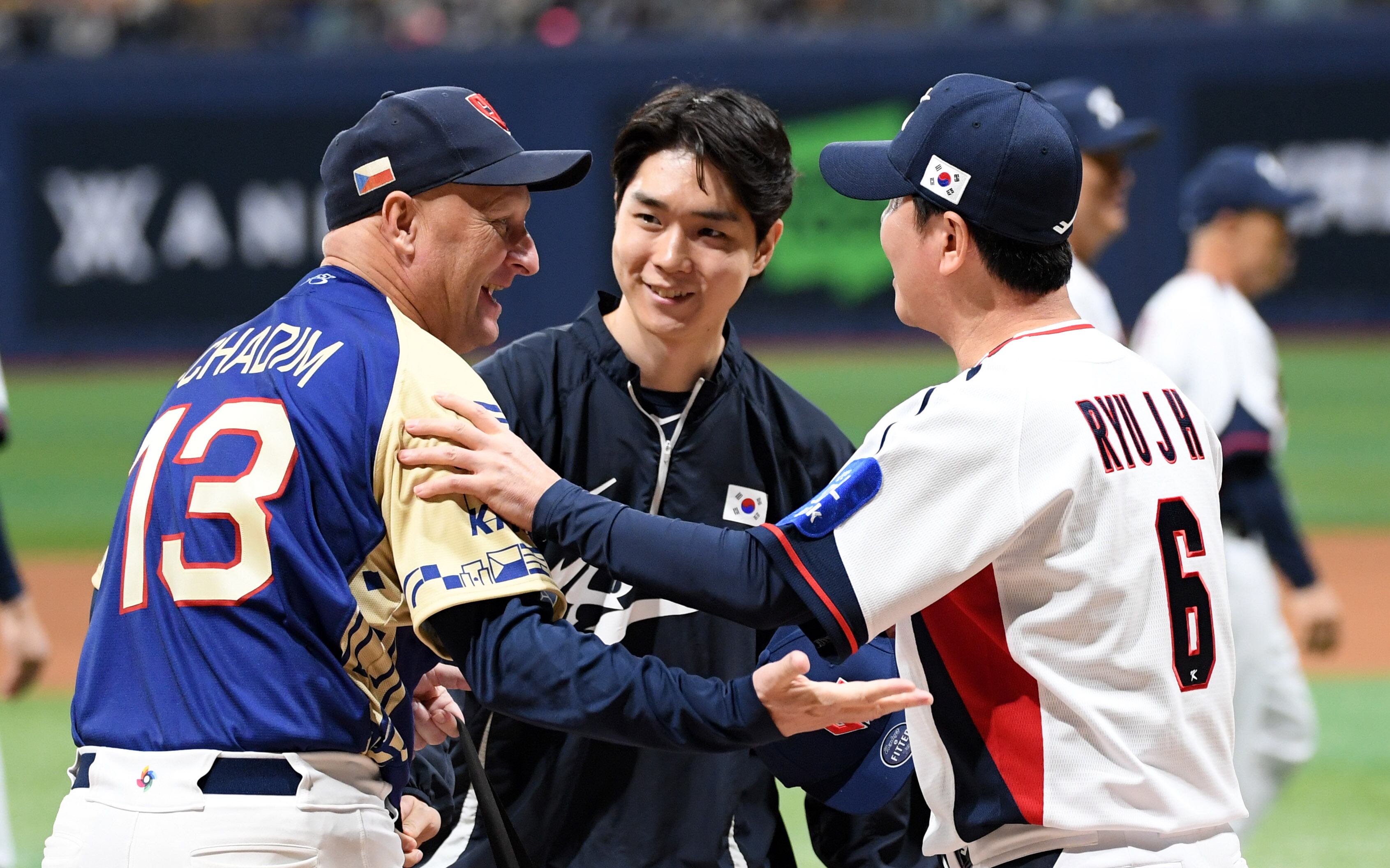 Czech Manager Hadim: Jet Lag 'Fine' as Doctor