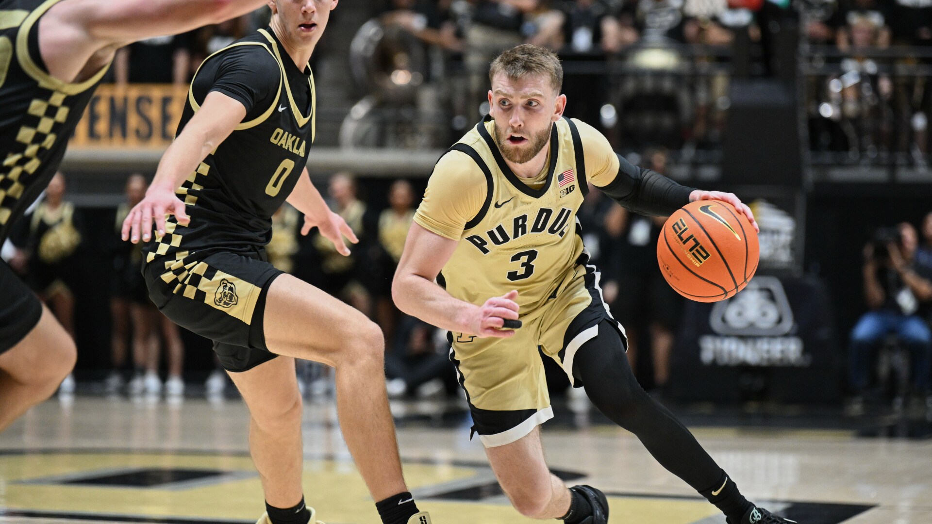 Smith leads balanced attack as No. 1 Purdue defeats stubborn Oakland 87-77