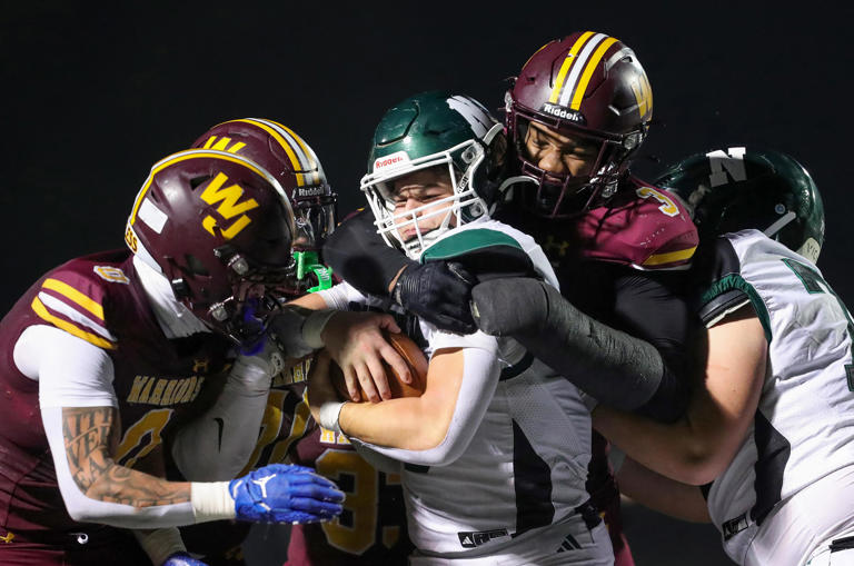 OHSAA football playoff scores, Hoban vs Walsh Jesuit recap, highlights